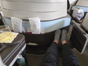 ハワイアン航空のビジネスクラスでホノルル⇒羽田へ（フライト編）｜HNL⇒HA457⇒HND - 酒走（しゅRUN）ブログ