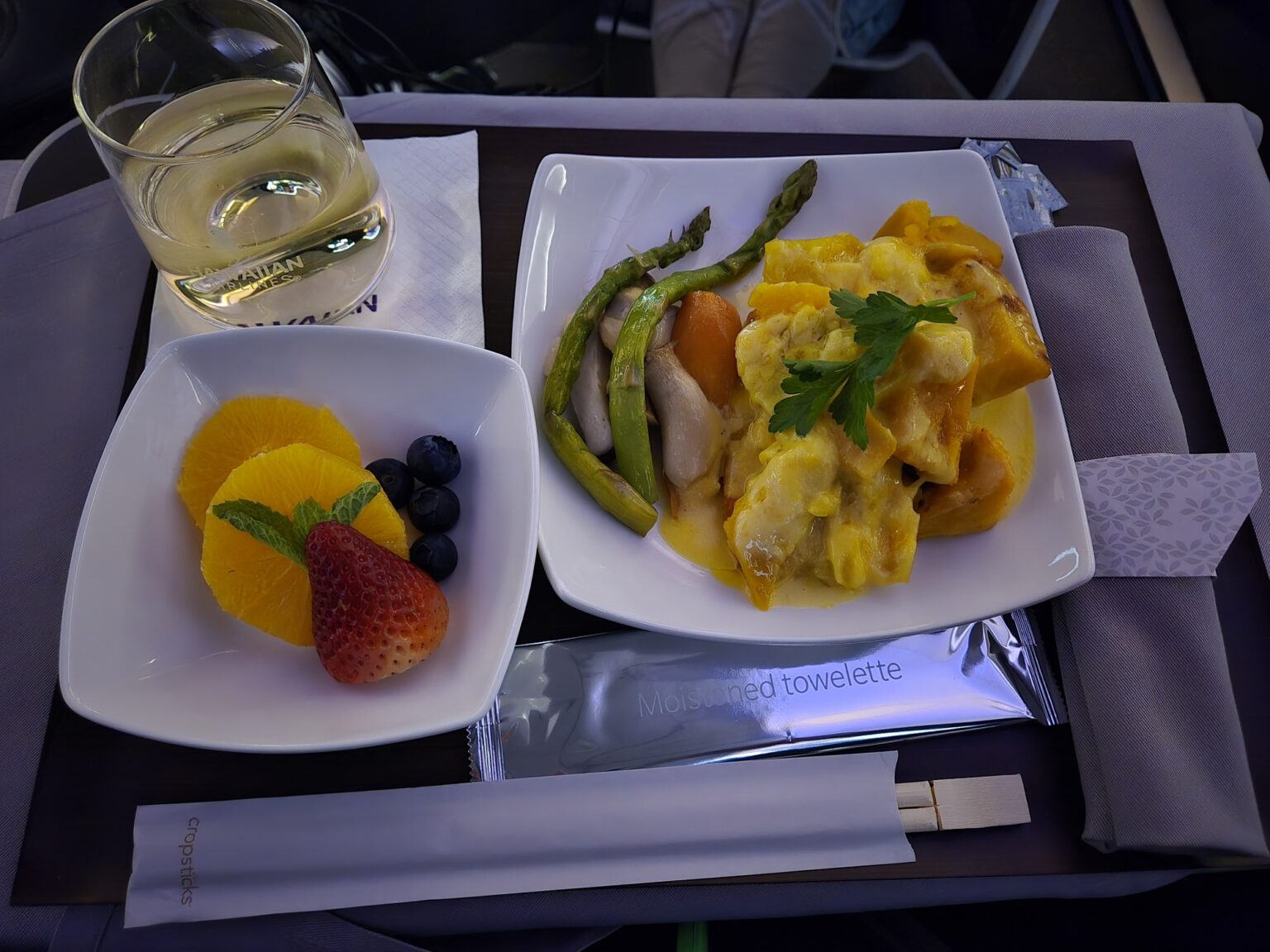 ハワイアン航空のビジネスクラスでホノルル⇒羽田へ（フライト編）｜HNL⇒HA457⇒HND - 酒走（しゅRUN）ブログ