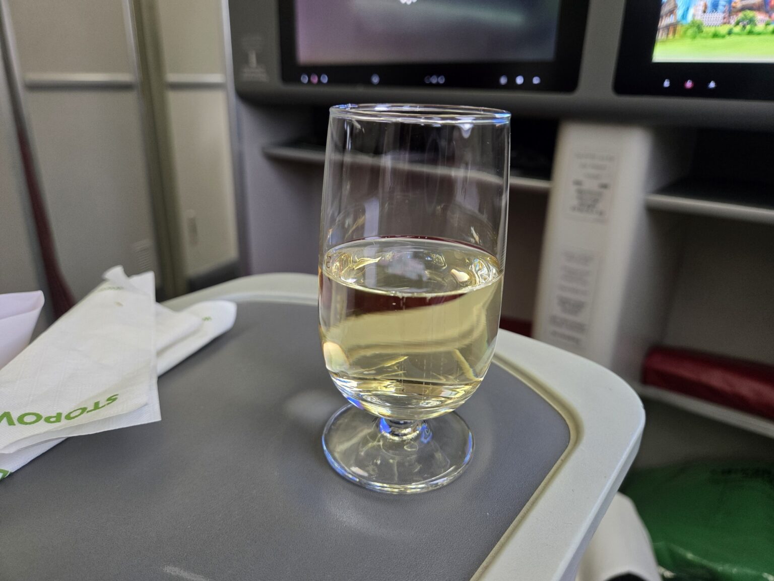 エチオピア航空のビジネスクラスでソウル⇒成田へ（フライト編）｜INC⇒ET672⇒NRT - 酒走（しゅRUN）ブログ